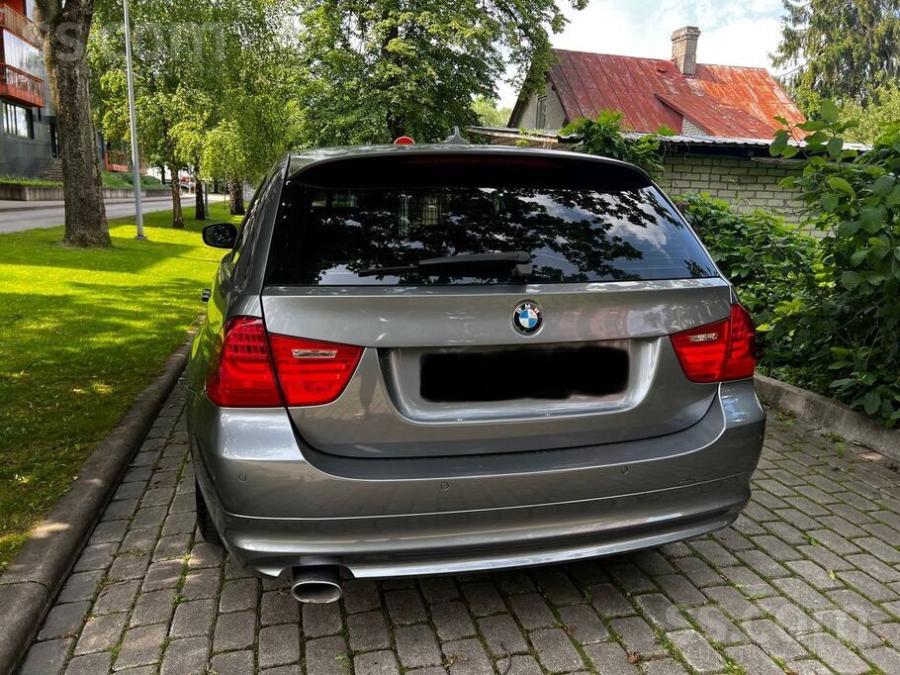 Grey BMW 320 2011 in Riga, with an engine capacity of 2.00 L and mileage of 236 thousand km for 11500 €, photo 6 on AUTOMOTO.COM.LV