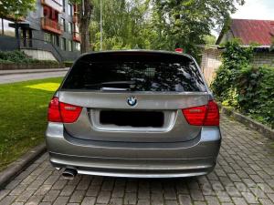 Grey BMW 320 2011 in Riga, with an engine capacity of 2.00 L and mileage of 236 thousand km for 11500 €, photo 7 on AUTOMOTO.COM.LV