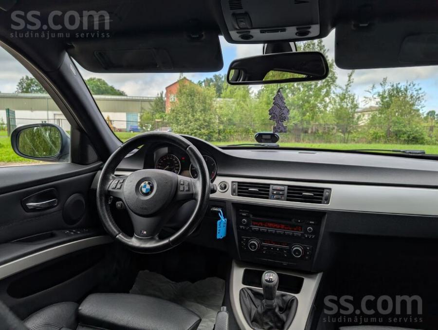 Grey BMW 320 2011 in Riga, with an engine capacity of 2.00 L and mileage of 0 thousand km for 3700 €, photo 17 on AUTOMOTO.COM.LV