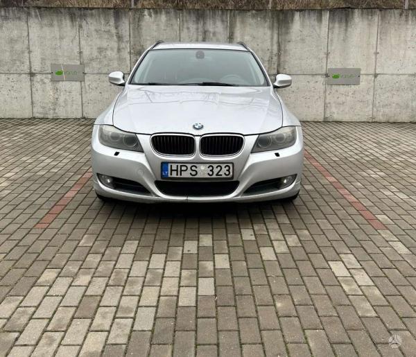 Grey BMW 320 2011 in Vilnius, with an engine capacity of 0.00 L and mileage of 362 thousand km for 3900 €, photo 1 on AUTOMOTO.COM.LV