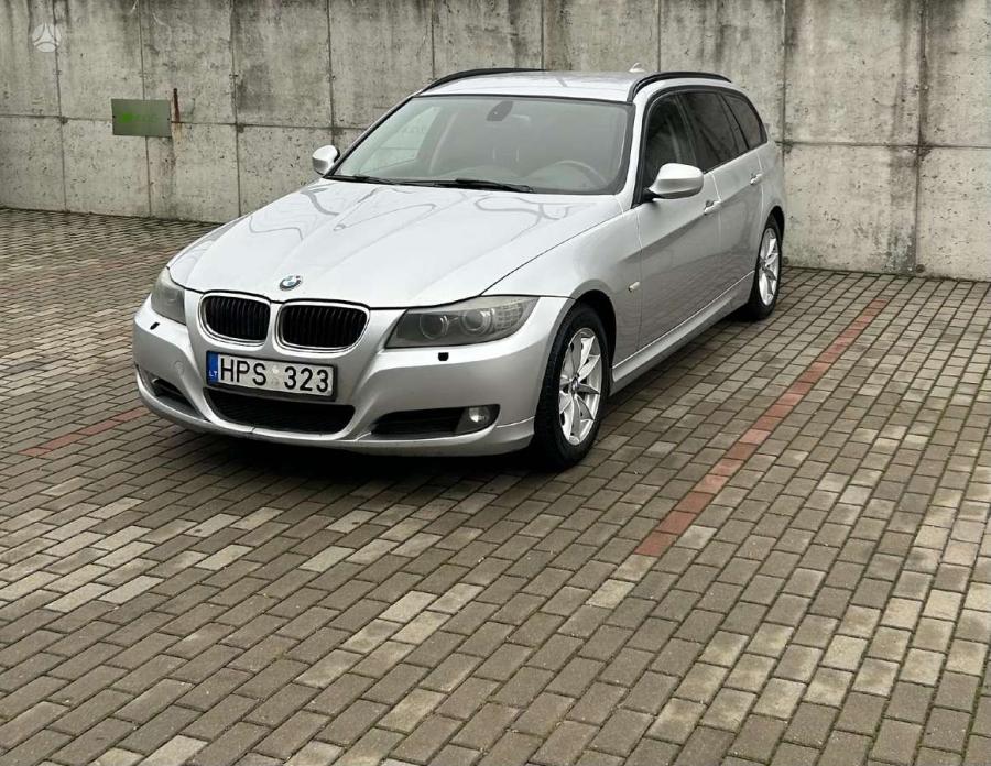 Pelēks BMW 320 2011 Viļņa, ar dzinēja tilpumu 0.00 L un nobraukumu 362 tūkst. km par 3900 €, foto 3 vietnē AUTOMOTO.COM.LV