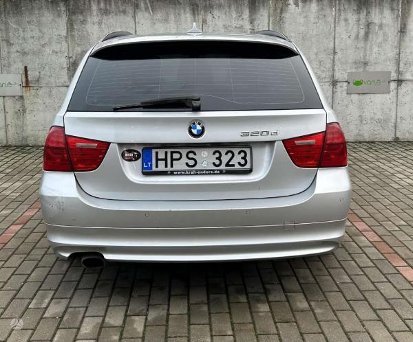 Grey BMW 320 2011 in Vilnius, with an engine capacity of 0.00 L and mileage of 362 thousand km for 3900 €, photo 5 on AUTOMOTO.COM.LV