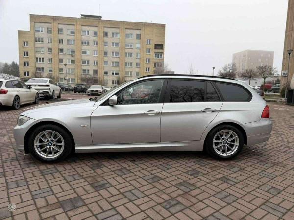 Grey BMW 320 2011 in Vilnius, with an engine capacity of 0.00 L and mileage of 362 thousand km for 3900 €, photo 4 on AUTOMOTO.COM.LV