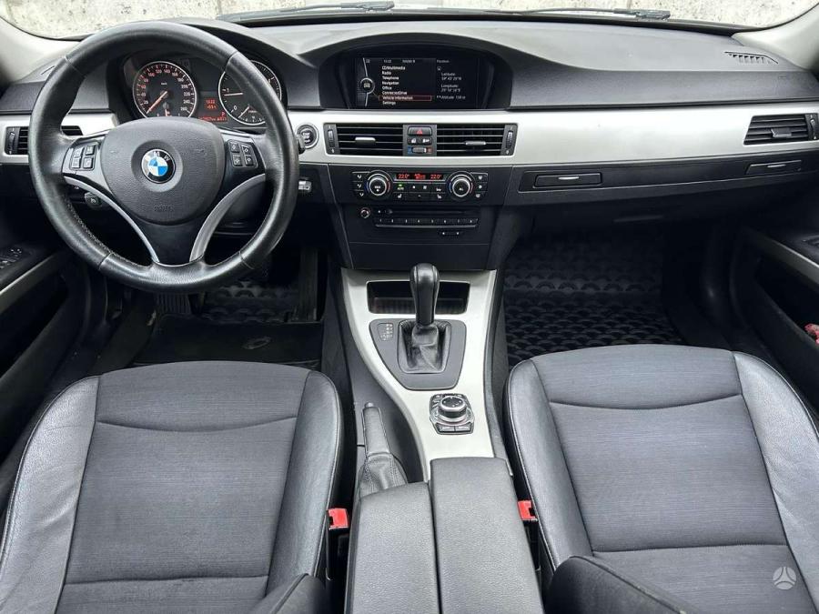 Pelēks BMW 320 2011 Viļņa, ar dzinēja tilpumu 0.00 L un nobraukumu 362 tūkst. km par 3900 €, foto 11 vietnē AUTOMOTO.COM.LV