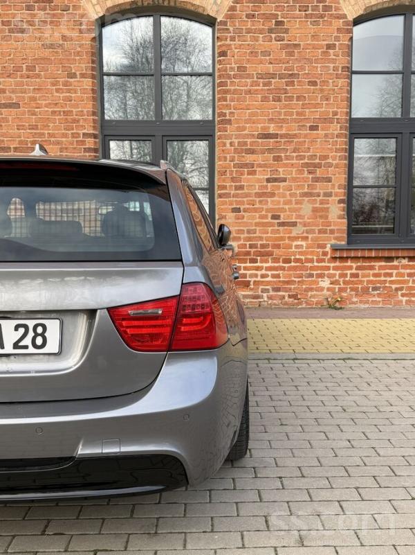 Pelēks BMW 320 2011 Bauska, ar dzinēja tilpumu 2.00 L un nobraukumu 319 tūkst. km par 7250 €, foto 4 vietnē AUTOMOTO.COM.LV