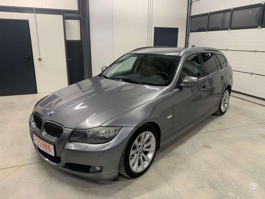 Pelēks BMW 320 2011 Kauņa, ar dzinēja tilpumu 2.00 L un nobraukumu 326 tūkst. km par 3950 €, foto 1 vietnē AUTOMOTO.COM.LV
