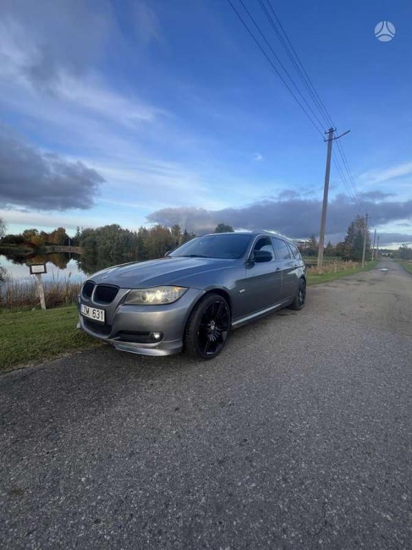 Grey BMW 320 2011 in Panevezys, with an engine capacity of 2.00 L and mileage of 374 thousand km for 3999 €, photo 2 on AUTOMOTO.COM.LV