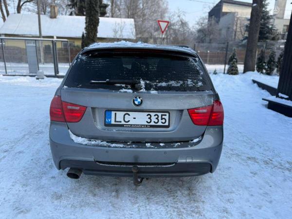 Grey BMW 320 2011 in Riga, with an engine capacity of 0.00 L and mileage of 314 thousand km for 5350 €, photo 5 on AUTOMOTO.COM.LV
