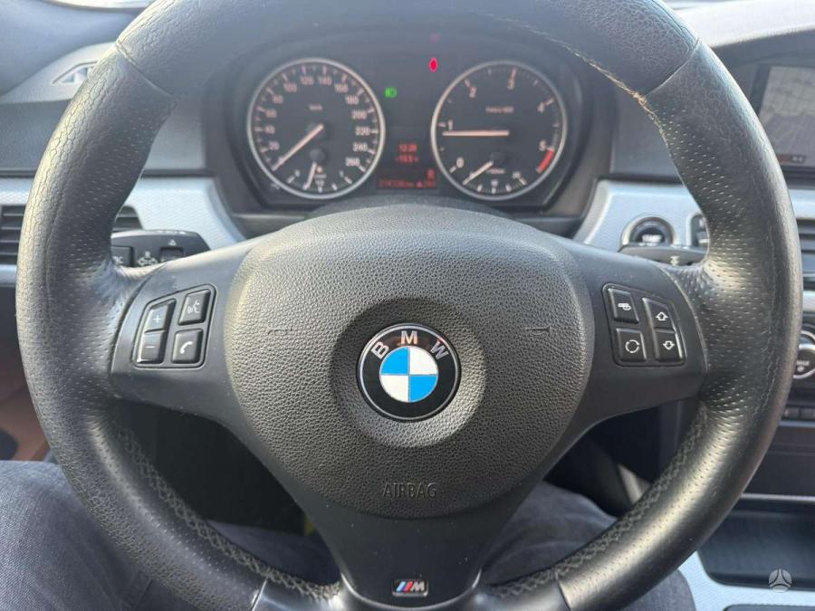 Pelēks BMW 320 2011 Rīga, ar dzinēja tilpumu 0.00 L un nobraukumu 314 tūkst. km par 5350 €, foto 19 vietnē AUTOMOTO.COM.LV