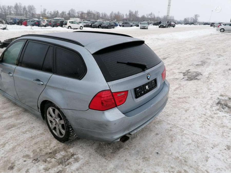 Pelēks BMW 320 2011 Marijampole, ar dzinēja tilpumu 2.00 L un nobraukumu 292 tūkst. km par 1990 €, foto 6 vietnē AUTOMOTO.COM.LV