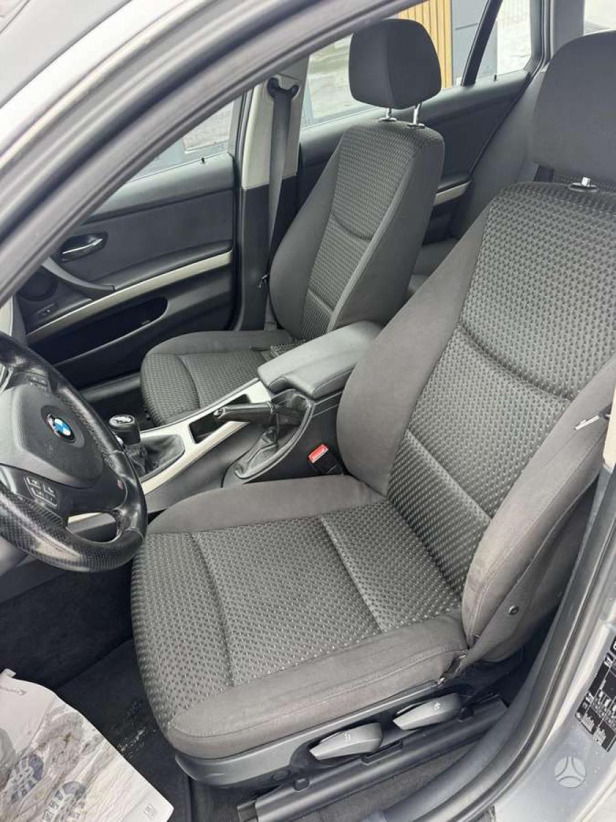 Grey BMW 320 2011 in Panevezys, with an engine capacity of 2.00 L and mileage of 290 thousand km for 4750 €, photo 12 on AUTOMOTO.COM.LV