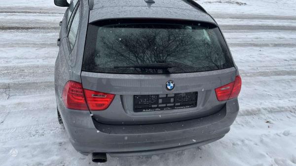 Grey BMW 320 2011 in Marijampole, with an engine capacity of 2.00 L and mileage of 246 thousand km for 4000 €, photo 4 on AUTOMOTO.COM.LV