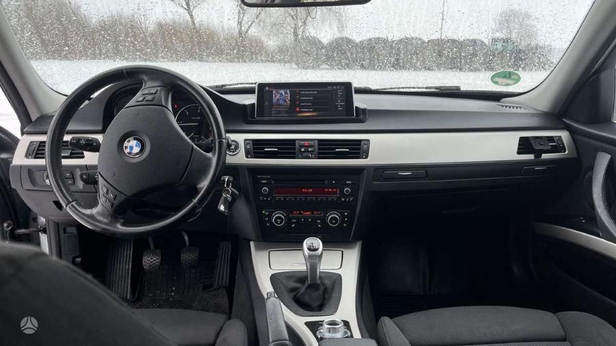 Grey BMW 320 2011 in Marijampole, with an engine capacity of 2.00 L and mileage of 246 thousand km for 4000 €, photo 15 on AUTOMOTO.COM.LV