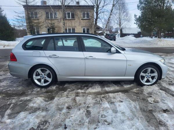 Grey BMW 320 2011 in Raseiniai, with an engine capacity of 2.00 L and mileage of 252 thousand km for 4250 €, photo 7 on AUTOMOTO.COM.LV