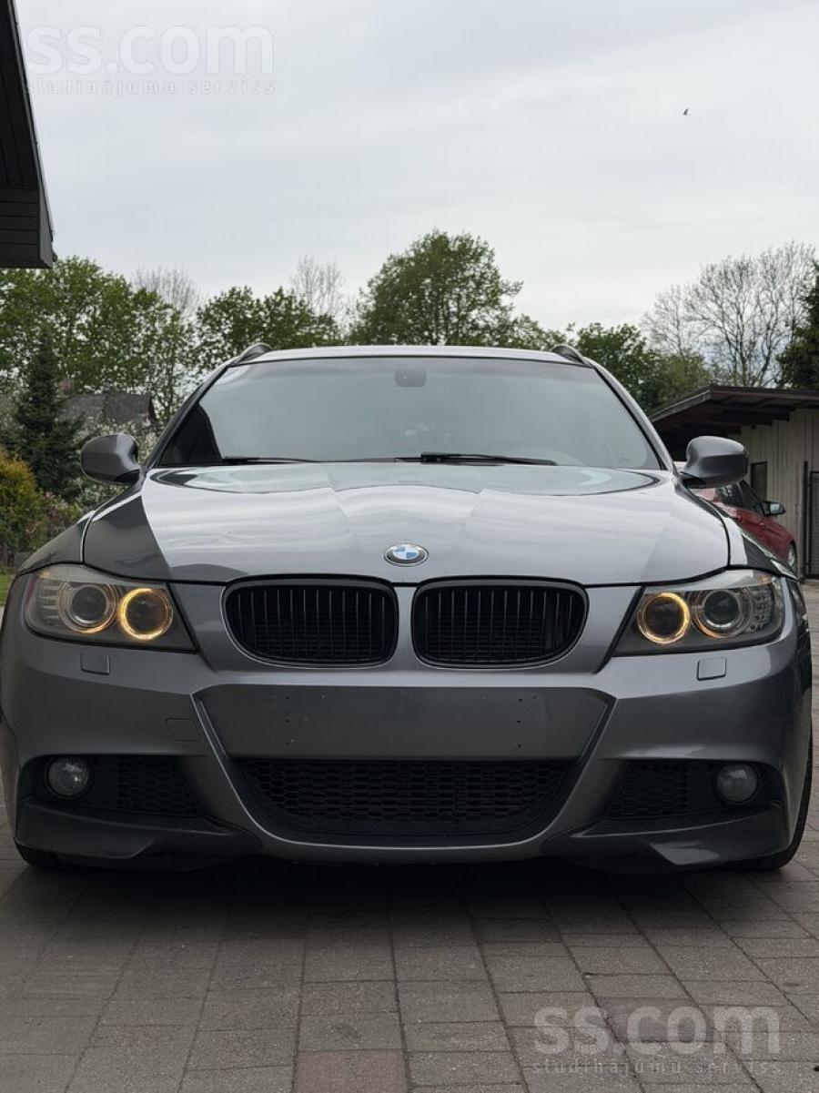 Pelēks BMW 320 2011 Bauska, ar dzinēja tilpumu 2.00 L un nobraukumu 290 tūkst. km par 6350 €, foto 1 vietnē AUTOMOTO.COM.LV