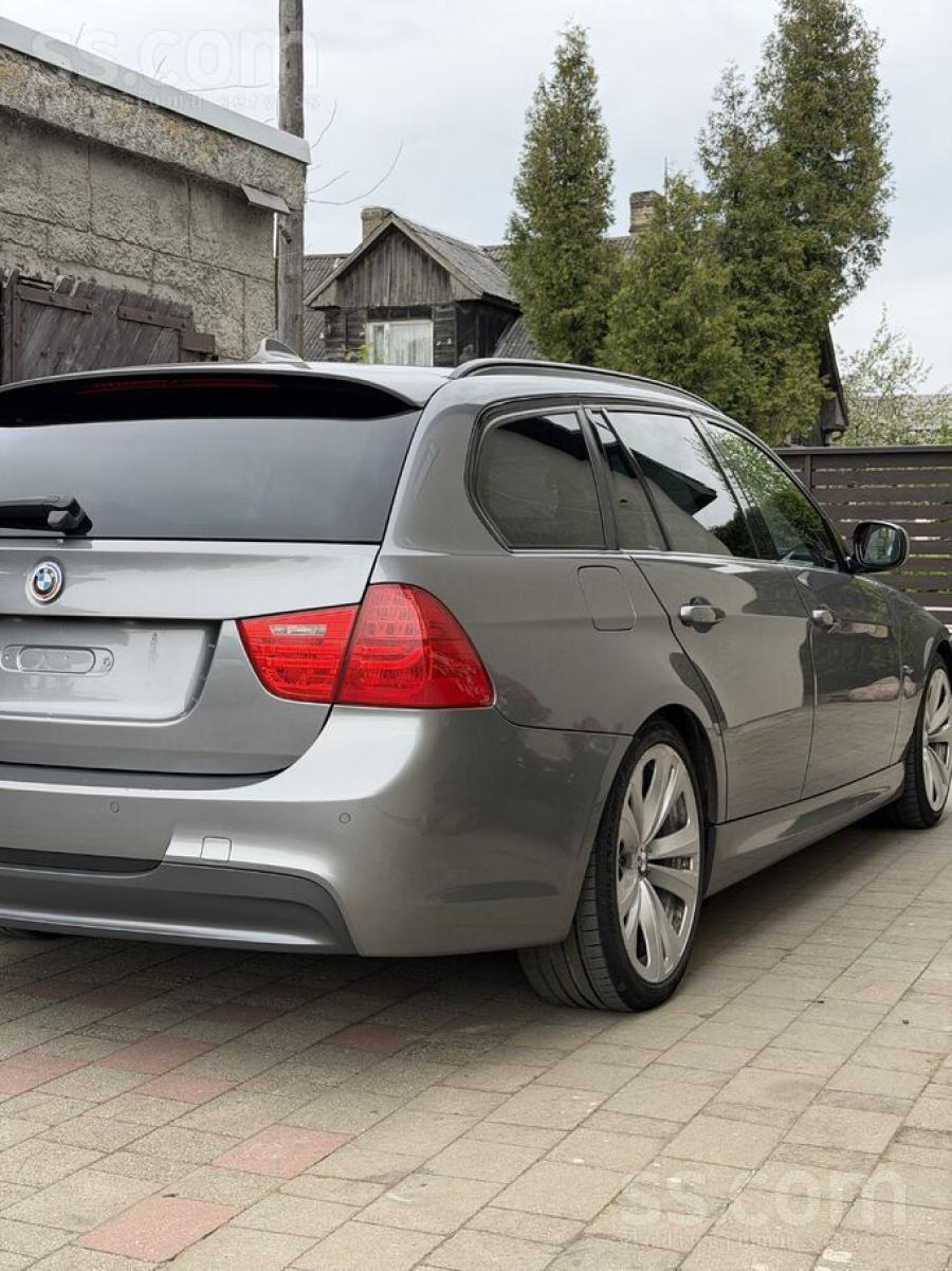 Pelēks BMW 320 2011 Bauska, ar dzinēja tilpumu 2.00 L un nobraukumu 290 tūkst. km par 6350 €, foto 4 vietnē AUTOMOTO.COM.LV