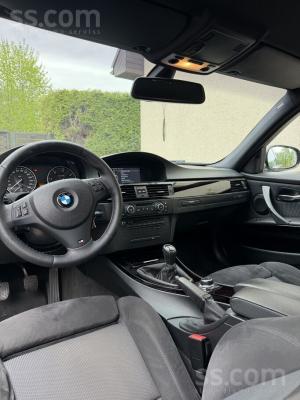 Pelēks BMW 320 2011 Bauska, ar dzinēja tilpumu 2.00 L un nobraukumu 290 tūkst. km par 6350 €, foto 8 vietnē AUTOMOTO.COM.LV