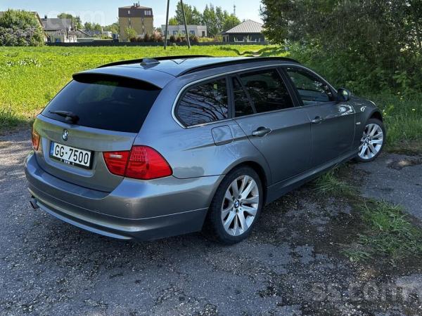 Pelēks BMW 320 2011 Rīga, ar dzinēja tilpumu 2.00 L un nobraukumu 265 tūkst. km par 4590 €, foto 3 vietnē AUTOMOTO.COM.LV