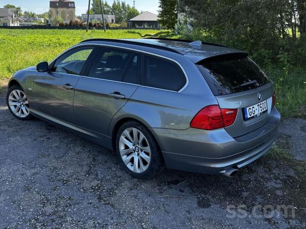 Pelēks BMW 320 2011 Rīga, ar dzinēja tilpumu 2.00 L un nobraukumu 265 tūkst. km par 4590 €, foto 4 vietnē AUTOMOTO.COM.LV