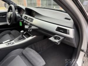 Pelēks BMW 320 2011 Cēsis, ar dzinēja tilpumu 2.00 L un nobraukumu 243 tūkst. km par 6650 €, foto 16 vietnē AUTOMOTO.COM.LV
