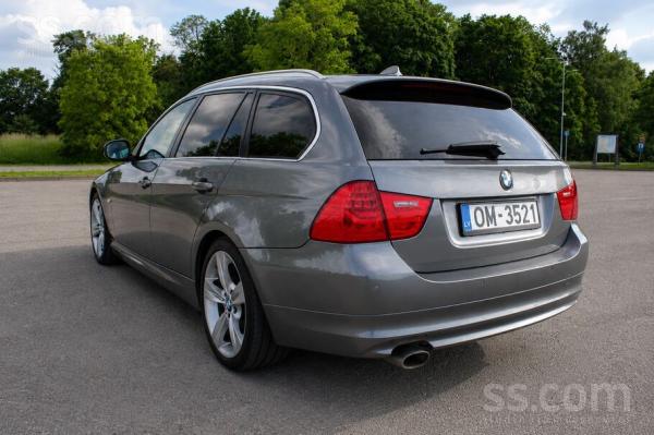 Pelēks BMW 320 2011 Tukums, ar dzinēja tilpumu 2.00 L un nobraukumu 0 tūkst. km par 5399 €, foto 4 vietnē AUTOMOTO.COM.LV