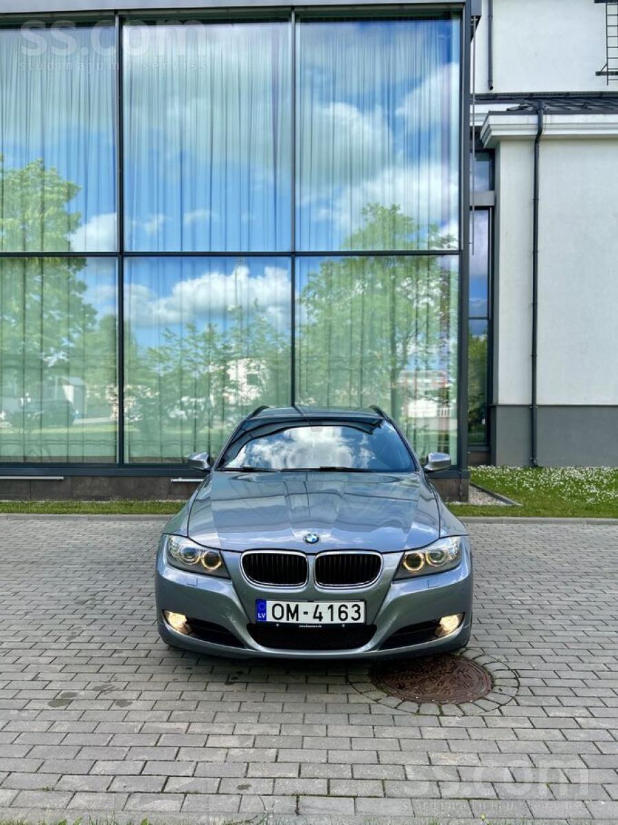 Grey BMW 320 2011 in Balvi, with an engine capacity of 2.00 L and mileage of 250 thousand km for 5999 €, photo 3 on AUTOMOTO.COM.LV