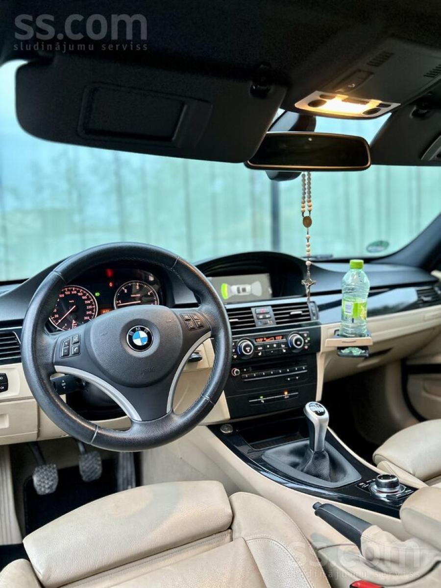 Grey BMW 320 2011 in Balvi, with an engine capacity of 2.00 L and mileage of 250 thousand km for 5999 €, photo 13 on AUTOMOTO.COM.LV