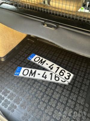 Grey BMW 320 2011 in Balvi, with an engine capacity of 2.00 L and mileage of 250 thousand km for 5999 €, photo 21 on AUTOMOTO.COM.LV