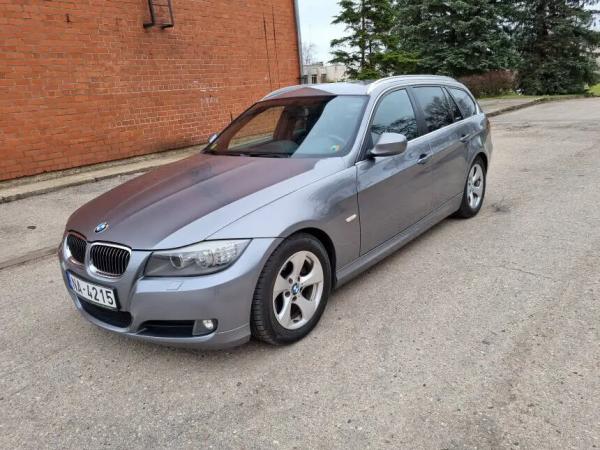 Pelēks BMW 320 2011 Jēkabpils, ar dzinēja tilpumu 2.00 L un nobraukumu 292 tūkst. km par 5390 €, foto 1 vietnē AUTOMOTO.COM.LV