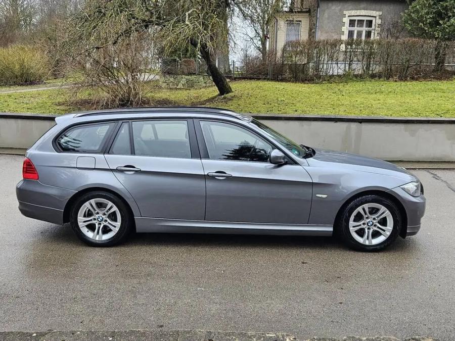 Grey BMW 320 2011 in Jekabpils, with an engine capacity of 2.00 L and mileage of 270 thousand km for 4890 €, photo 5 on AUTOMOTO.COM.LV