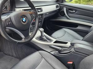 Grey BMW 320 2011 in Jekabpils, with an engine capacity of 2.00 L and mileage of 270 thousand km for 4890 €, photo 12 on AUTOMOTO.COM.LV