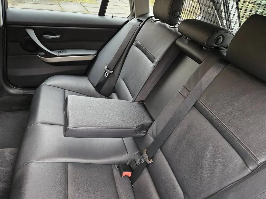 Grey BMW 320 2011 in Jekabpils, with an engine capacity of 2.00 L and mileage of 270 thousand km for 4890 €, photo 14 on AUTOMOTO.COM.LV