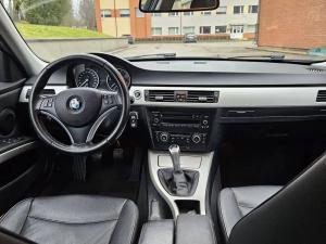 Grey BMW 320 2011 in Jekabpils, with an engine capacity of 2.00 L and mileage of 270 thousand km for 4890 €, photo 18 on AUTOMOTO.COM.LV