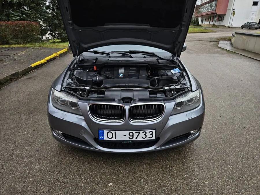 Grey BMW 320 2011 in Jekabpils, with an engine capacity of 2.00 L and mileage of 270 thousand km for 4890 €, photo 22 on AUTOMOTO.COM.LV