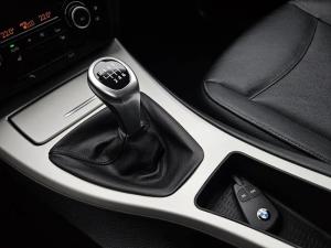 Grey BMW 320 2011 in Jekabpils, with an engine capacity of 2.00 L and mileage of 270 thousand km for 4890 €, photo 32 on AUTOMOTO.COM.LV