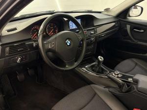Grey BMW 320 2011 in Marijampole, with an engine capacity of 2.00 L and mileage of 253 thousand km for 4999 €, photo 3 on AUTOMOTO.COM.LV