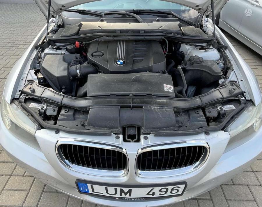 Pelēks BMW 320 2011 Kauņa, ar dzinēja tilpumu 2.00 L un nobraukumu 292 tūkst. km par 4000 €, foto 5 vietnē AUTOMOTO.COM.LV