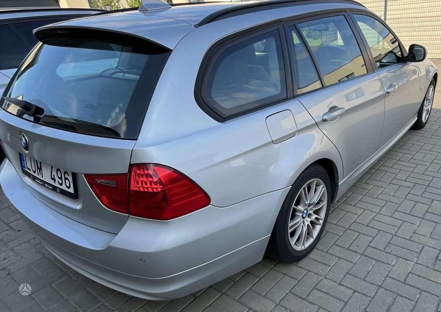 Pelēks BMW 320 2011 Kauņa, ar dzinēja tilpumu 2.00 L un nobraukumu 292 tūkst. km par 4000 €, foto 8 vietnē AUTOMOTO.COM.LV