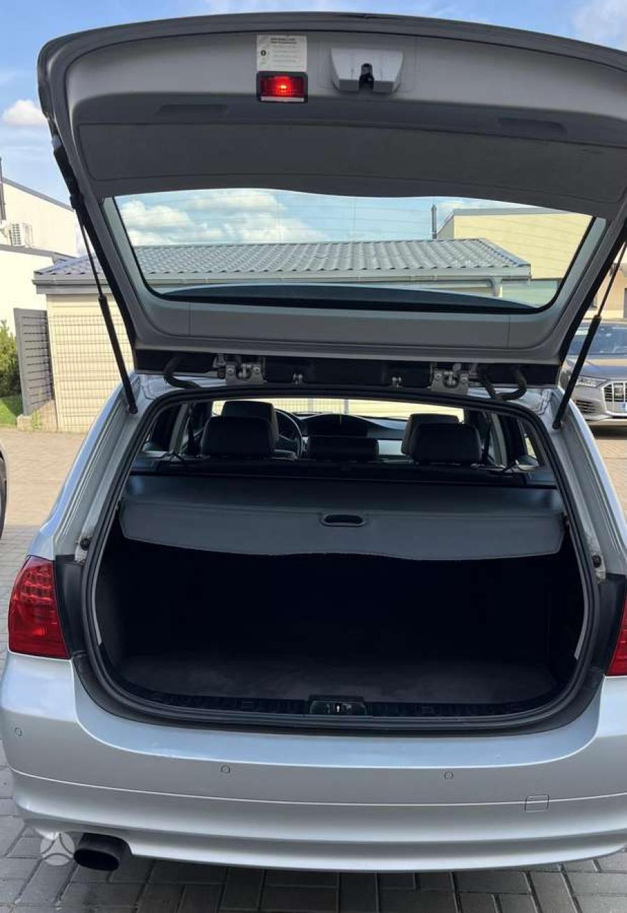 Pelēks BMW 320 2011 Kauņa, ar dzinēja tilpumu 2.00 L un nobraukumu 292 tūkst. km par 4000 €, foto 11 vietnē AUTOMOTO.COM.LV