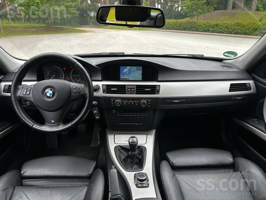 Grey BMW 320 2011 in Riga, with an engine capacity of 2.00 L and mileage of 327 thousand km for 4999 €, photo 13 on AUTOMOTO.COM.LV