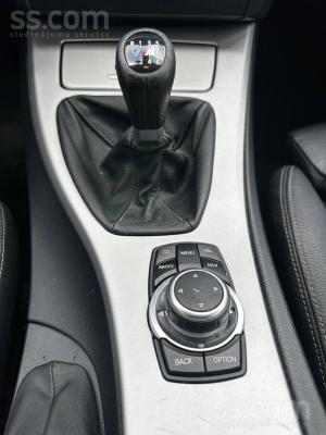 Grey BMW 320 2011 in Riga, with an engine capacity of 2.00 L and mileage of 327 thousand km for 4999 €, photo 15 on AUTOMOTO.COM.LV