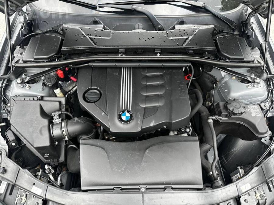 Grey BMW 320 2011 in Riga, with an engine capacity of 2.00 L and mileage of 327 thousand km for 4999 €, photo 18 on AUTOMOTO.COM.LV