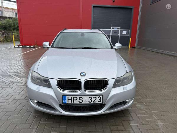 Grey BMW 320 2011 in Vilnius, with an engine capacity of 2.00 L and mileage of 365 thousand km for 3700 €, photo 2 on AUTOMOTO.COM.LV