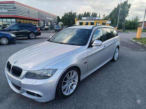 Grey BMW 320 2011 in Ukmerge, with an engine capacity of 2.00 L and mileage of 150 thousand km for 3950 €, photo 2 on AUTOMOTO.COM.LV