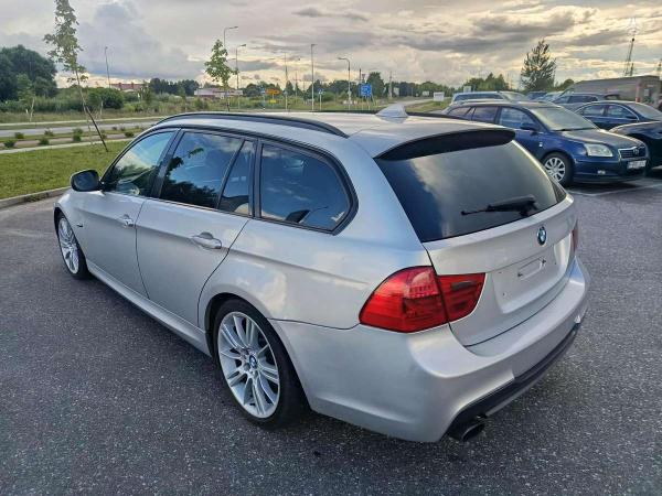 Grey BMW 320 2011 in Ukmerge, with an engine capacity of 2.00 L and mileage of 150 thousand km for 3950 €, photo 6 on AUTOMOTO.COM.LV