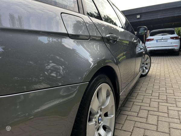 Pelēks BMW 320 2011 Druskininkai, ar dzinēja tilpumu 2.00 L un nobraukumu 257 tūkst. km par 4990 €, foto 10 vietnē AUTOMOTO.COM.LV