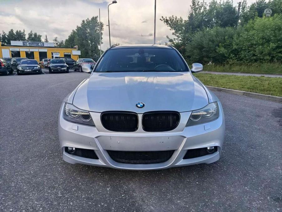 Pelēks BMW 320 2011 Ukmergė, ar dzinēja tilpumu 2.00 L un nobraukumu 150 tūkst. km par 3900 €, foto 3 vietnē AUTOMOTO.COM.LV