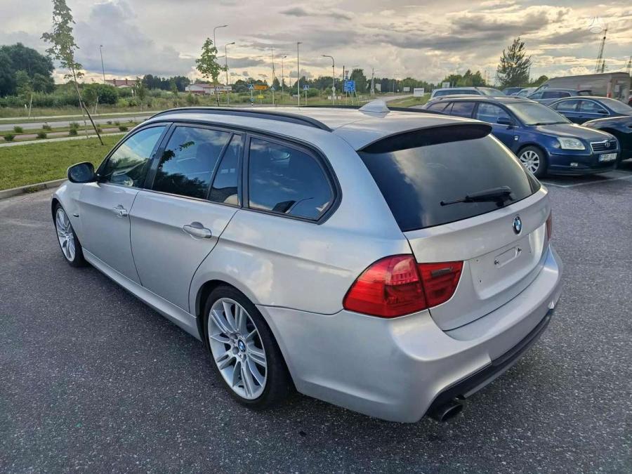 Pelēks BMW 320 2011 Ukmergė, ar dzinēja tilpumu 2.00 L un nobraukumu 150 tūkst. km par 3900 €, foto 7 vietnē AUTOMOTO.COM.LV