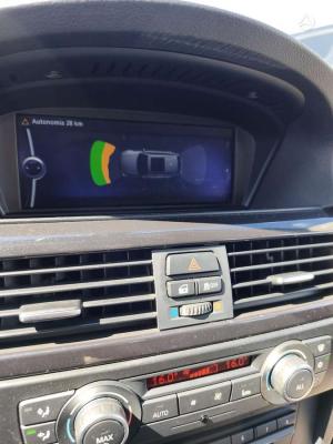 Grey BMW 320 2011 in Utena, with an engine capacity of 2.00 L and mileage of 241 thousand km for 3500 €, photo 8 on AUTOMOTO.COM.LV