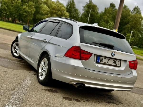 Grey BMW 320 2011 in Siauliai, with an engine capacity of 2.00 L and mileage of 285 thousand km for 3000 €, photo 3 on AUTOMOTO.COM.LV